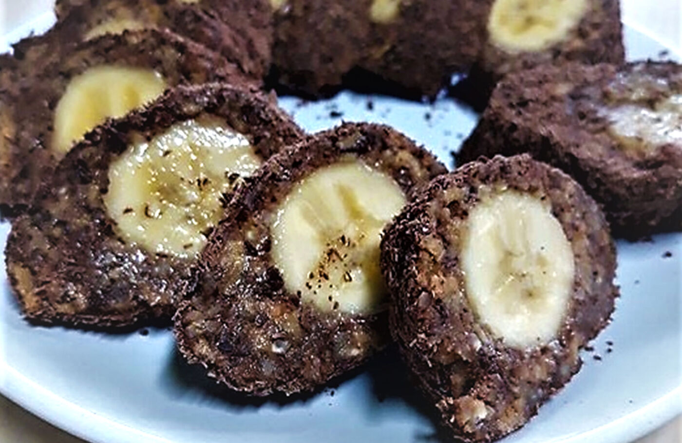 Nepečená roláda s jahodami – bez lepku | KetoDiet SK